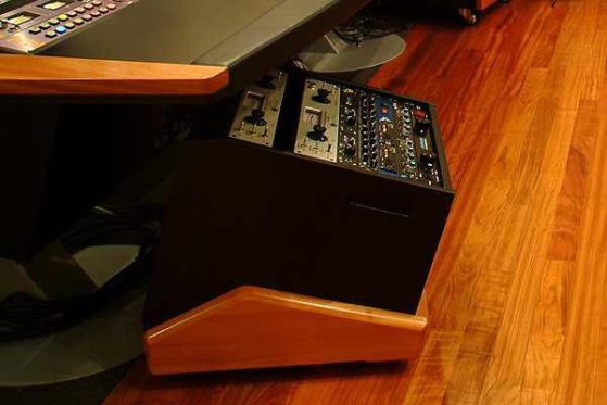 How to Make a Home Recording Studio - The Ultimate Guide